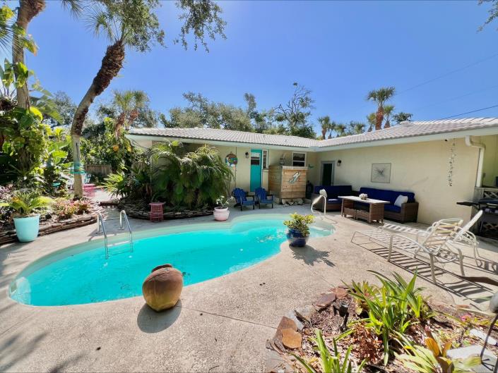 3097 N Beach Road - Manasota Key Realty